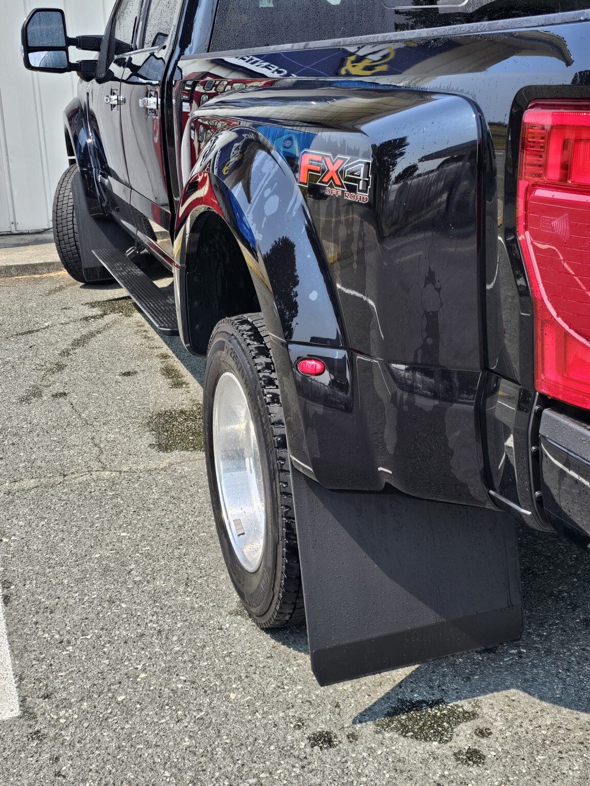 Duraflap Ford F350/450 Rear Dually 2017 - Current BlackLine Custom Mud ...